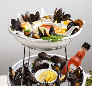 Choice 3-Tier Seafood Tower Set with Mini Aluminum Trays and Stand