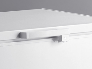 Galaxy 9.6 cu. ft. Commercial Chest Freezer | WebstaurantStore