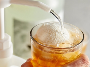 Narvon 1 Gallon Light Vanilla Syrup - 4/Case