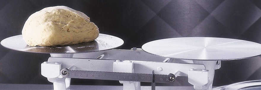 Types of Foodservice Scales & How to Choose One