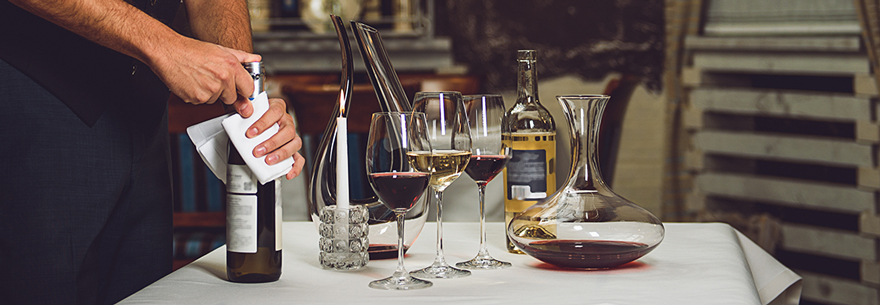 How & When to Decant Wine - A Buying Guide