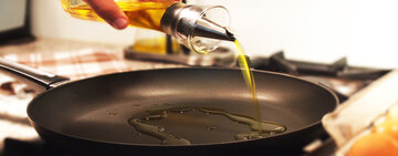 Different Types of Cookware: Types of Pans, Pots, Bakeware