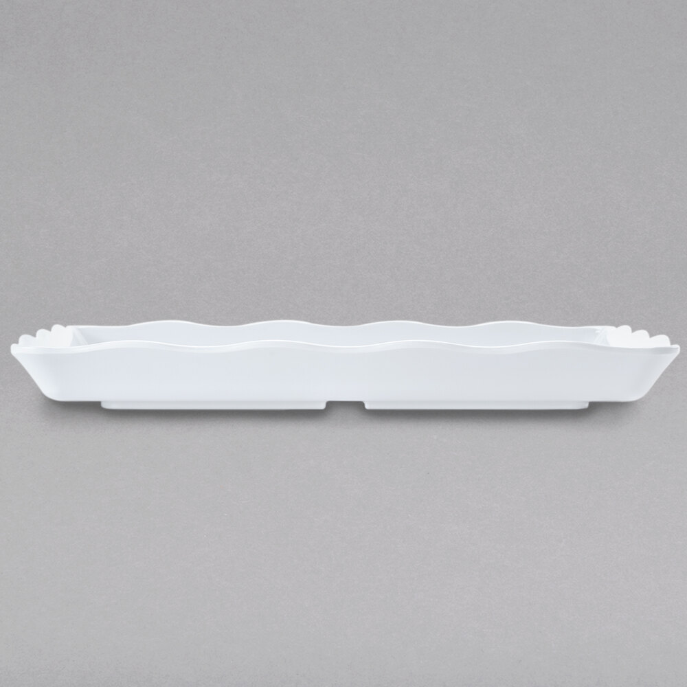 GET ML-155-W Osslo Bake and Brew 14" x 11 1/2" White Scalloped Melamine ...