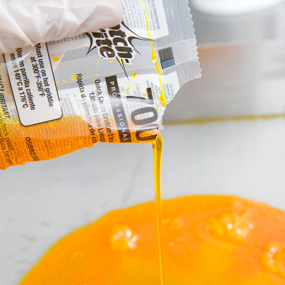 3M 700CC Scotch-Brite™ 3.2 oz. Liquid Griddle Quick Clean Packet - 40/Case