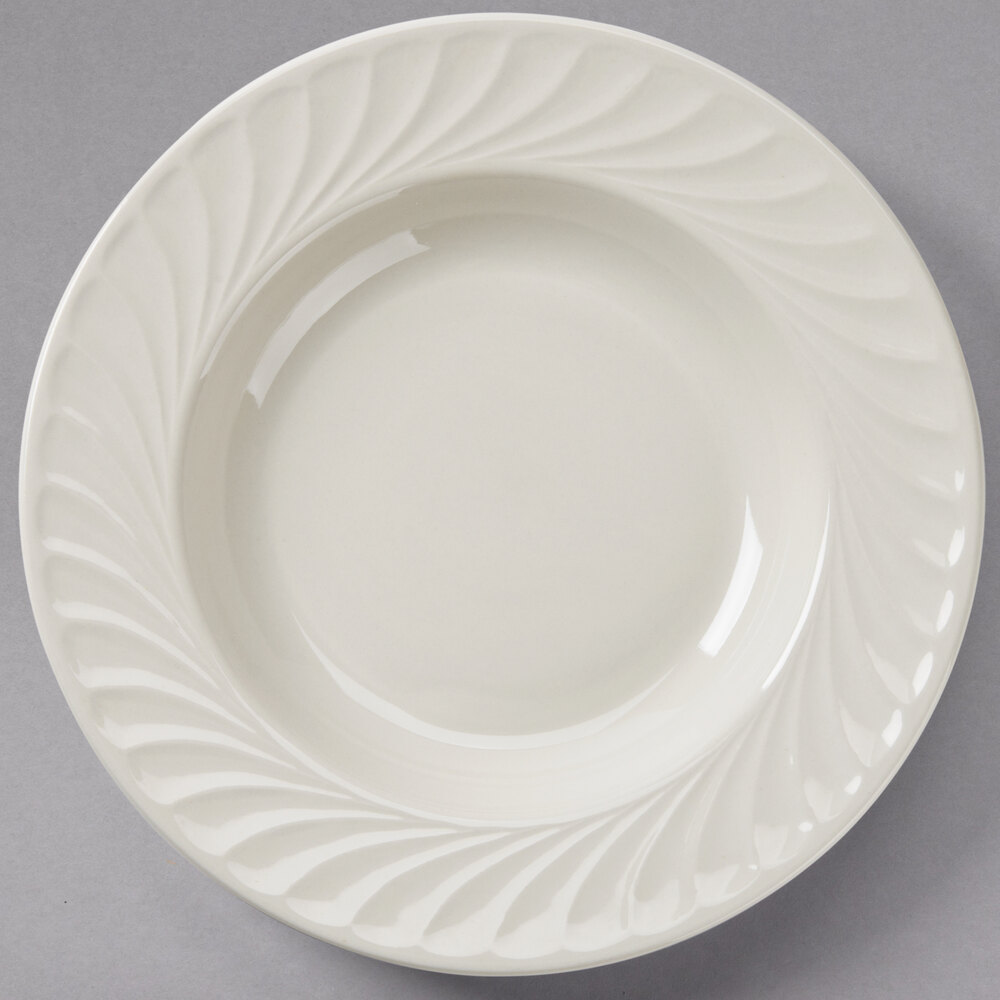 Tuxton MED-111 Meridian 20 oz. Ivory (American White) Swirl Rim China ...