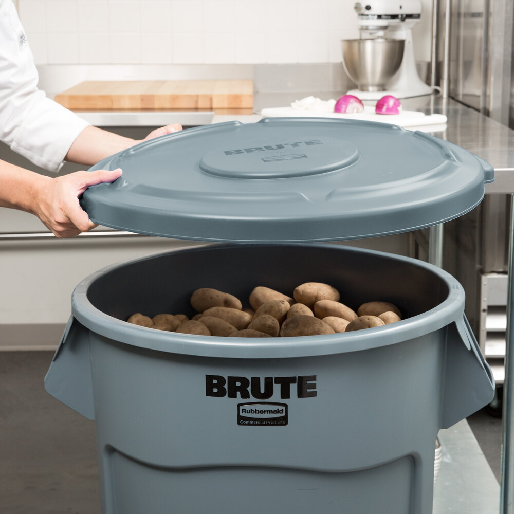 Rubbermaid BRUTE 55 Gallon Gray Round Trash Can and Lid