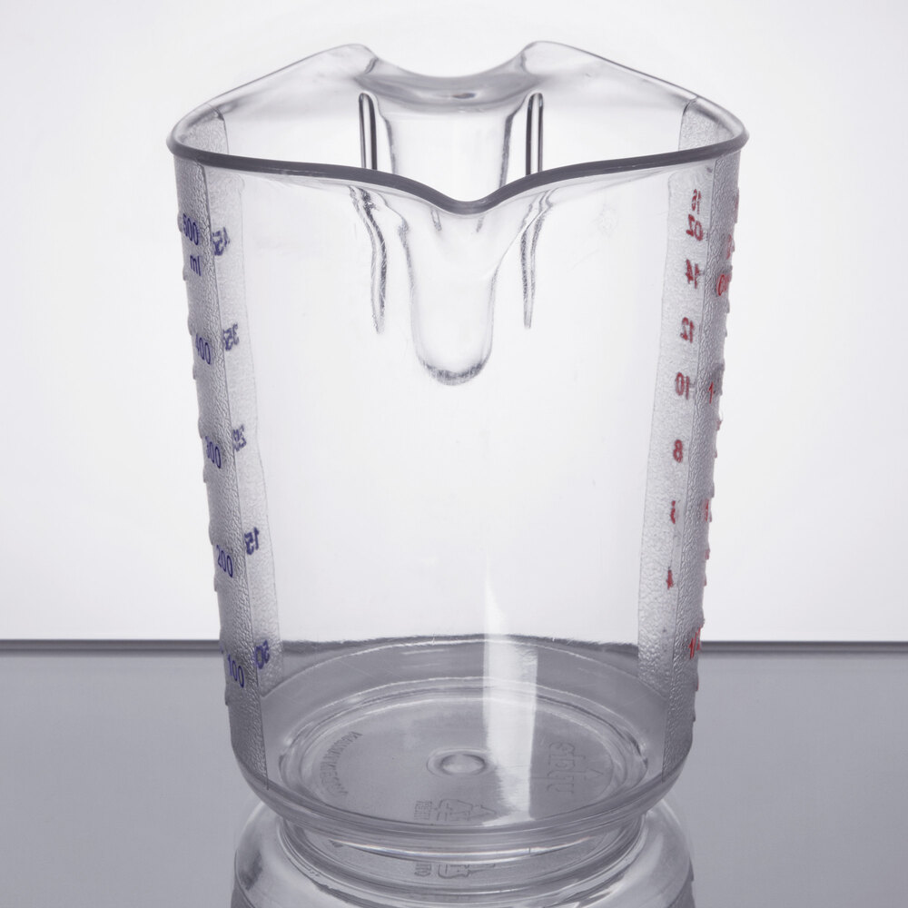 Choice 1 Pint Clear Plastic Measuring Cup with Gradations