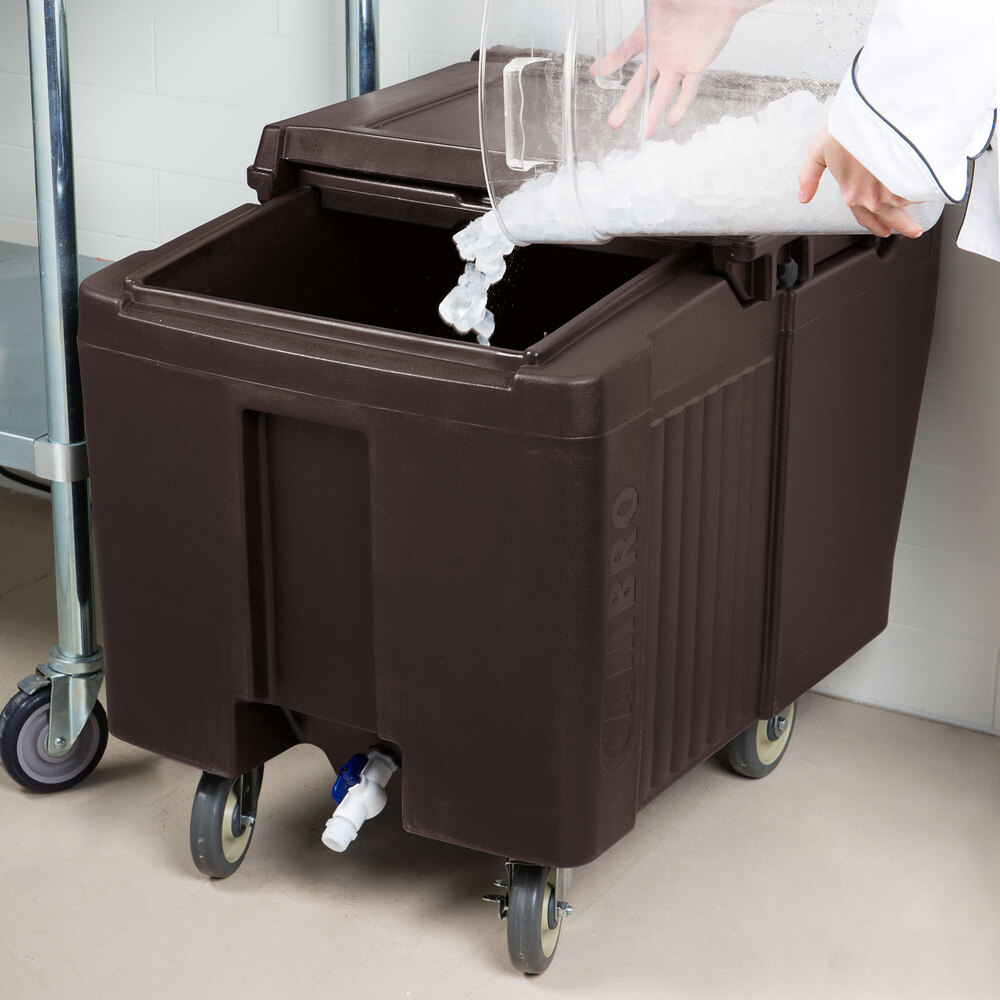 Cambro ICS125L131 SlidingLid™ Dark Brown Portable Ice Bin - 125 lb ...