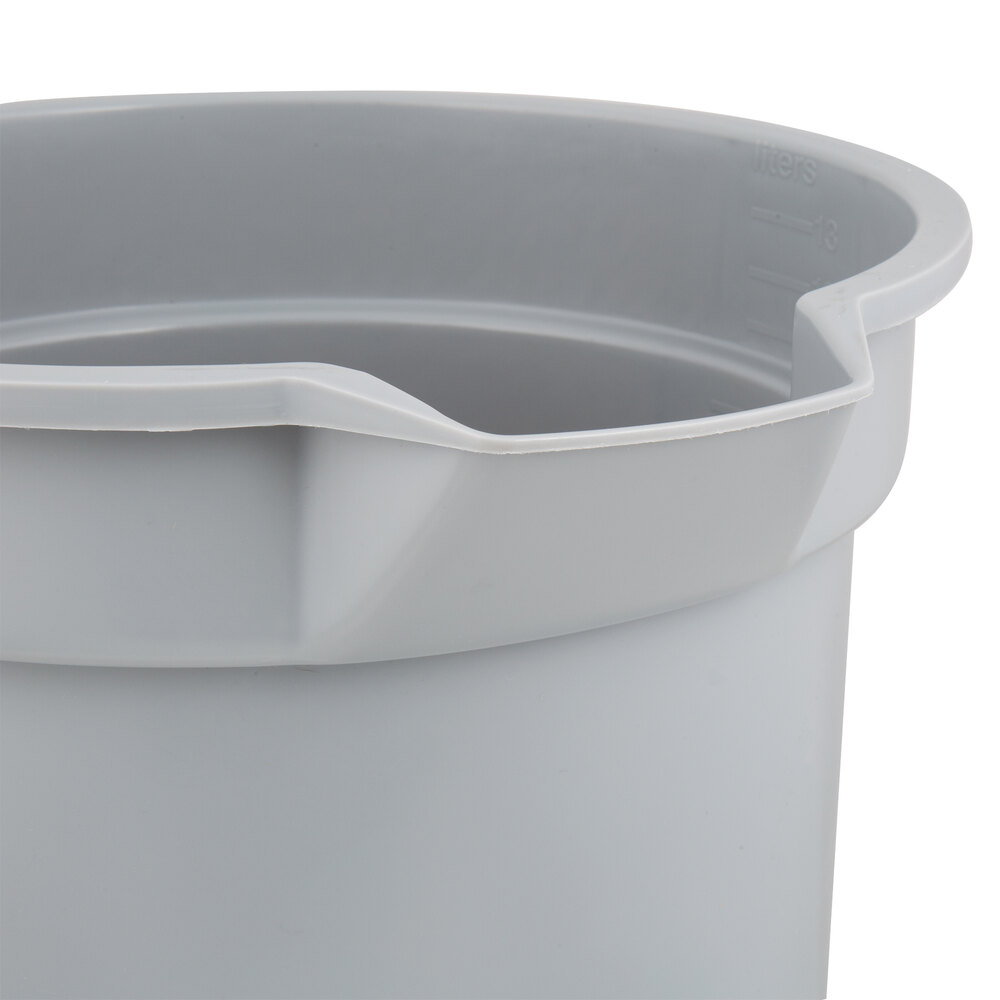 Rubbermaid FG261400GRAY BRUTE 14 Qt. Gray Round Bucket
