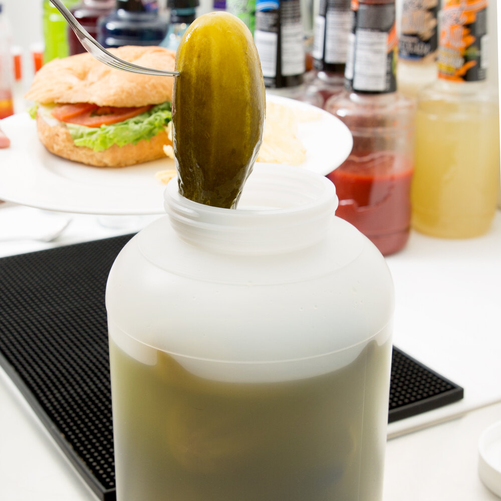 Carlisle PS80200 Store 'N Pour 1 Gallon White Container with Colored Cap