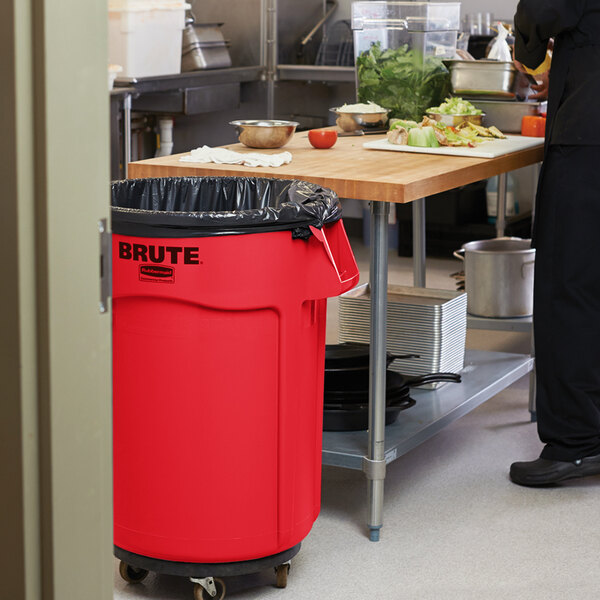 Rubbermaid FG264300RED BRUTE 44 Gallon Red Round Trash Can