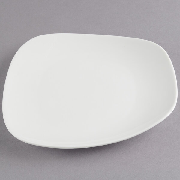 Acopa Nova 8 3/4" x 7 3/4" Cream White Asymmetric Plate - 6/Pack