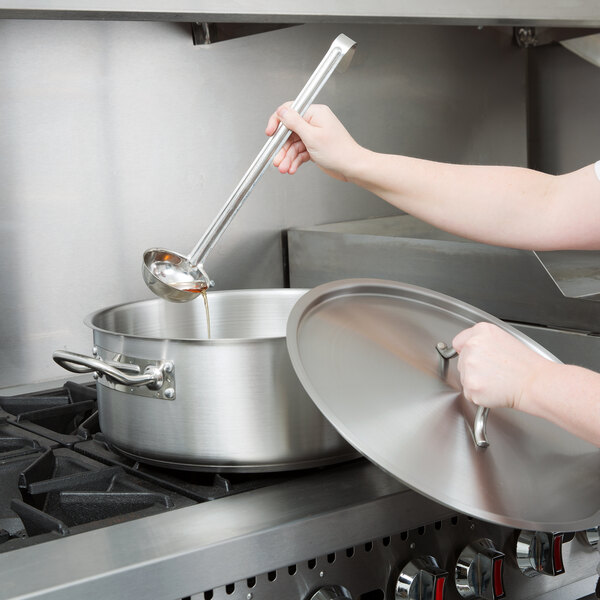 Vigor 15 Qt. Stainless Steel Aluminum-Clad Heavy-Duty Brazier with Cover