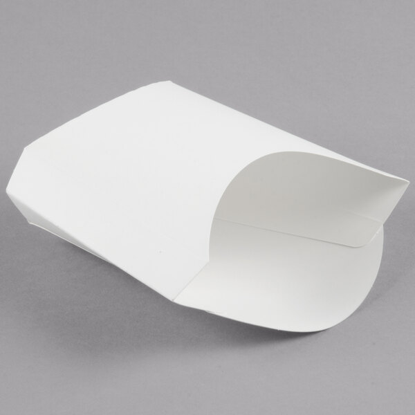 Choice 5.5 oz. Medium White Paper Scoop / Tray - 50/Pack