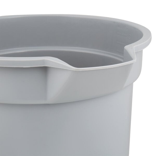 Rubbermaid® FG261400GRAY BRUTE 14 Qt. Gray Round Bucket