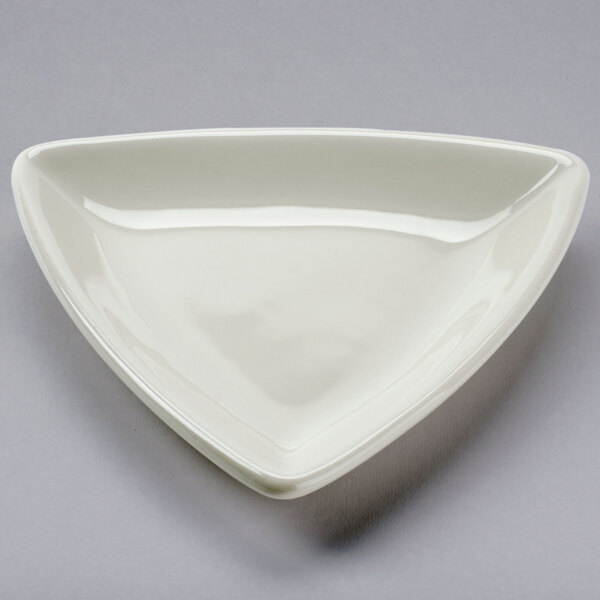 Tuxton BEZ-0728 7 1/4" Eggshell Triangle China Plate - 12/Case