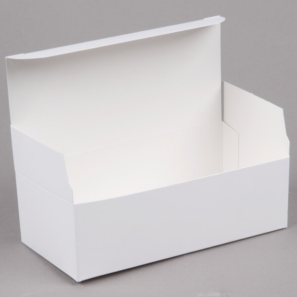 Baker's Lane 1/2 lb. White 1-Piece Auto-Popup Candy Box - 25/Pack