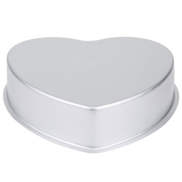 Wilton Decorator Preferred Heart-Shaped Cake Pan - 8" x 2" (2105-601)