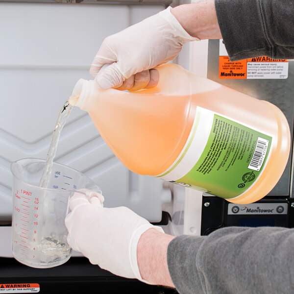 Noble Chemical Arctic 1 Gallon / 128 oz. Ice Machine Cleaner - 4/Case