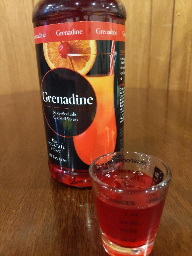 Regal Cocktail 1 Liter Grenadine Syrup