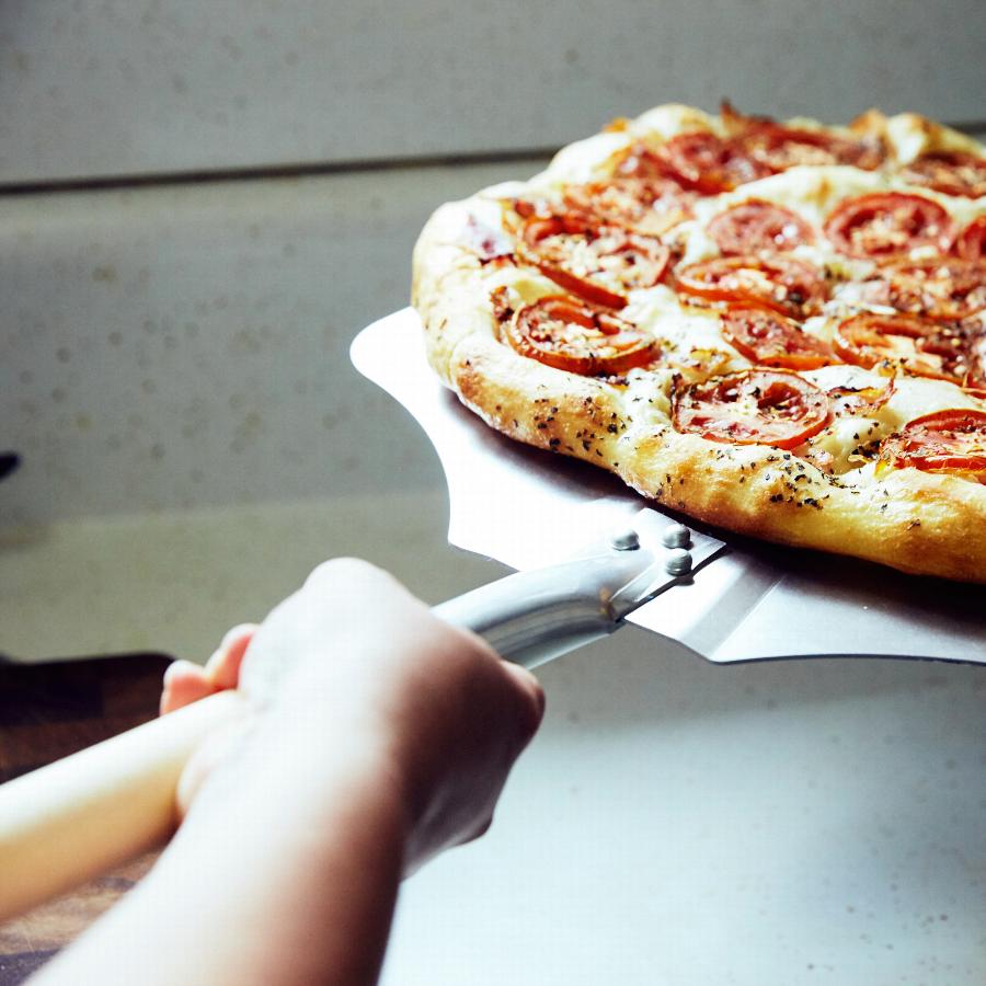 American Metalcraft 2814 14" x 16" Aluminum Pizza Peel with 12" Wood Handle