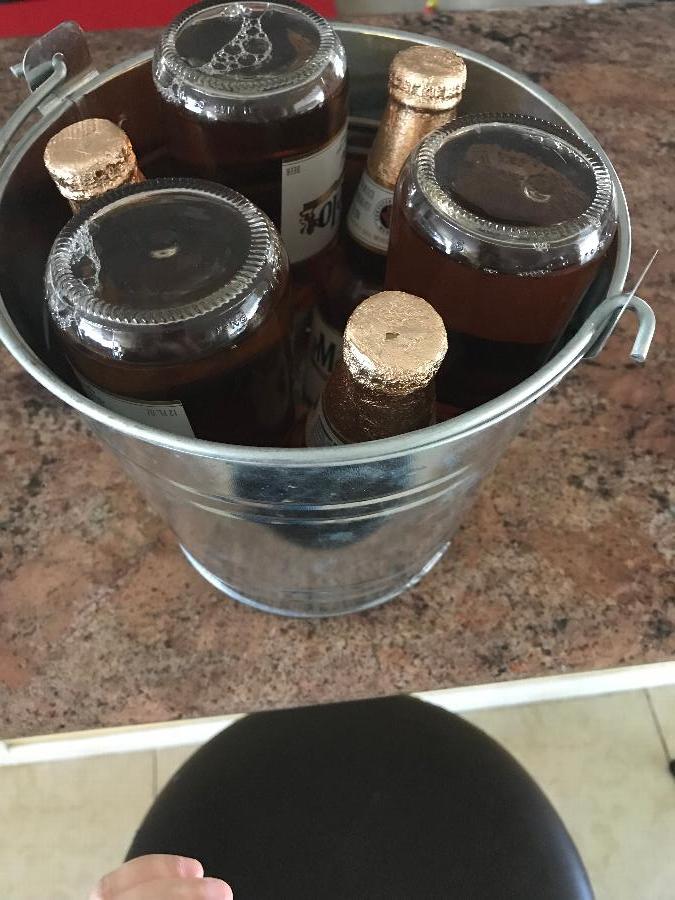 American Metalcraft PTUB87 Round Galvanized Metal Pail - 8" x 7"