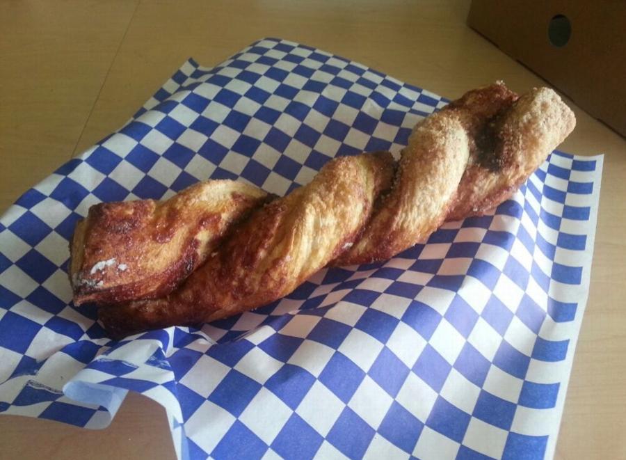 Choice 12" x 12" Blue Check Deli Sandwich Wrap Paper - 1000/Pack