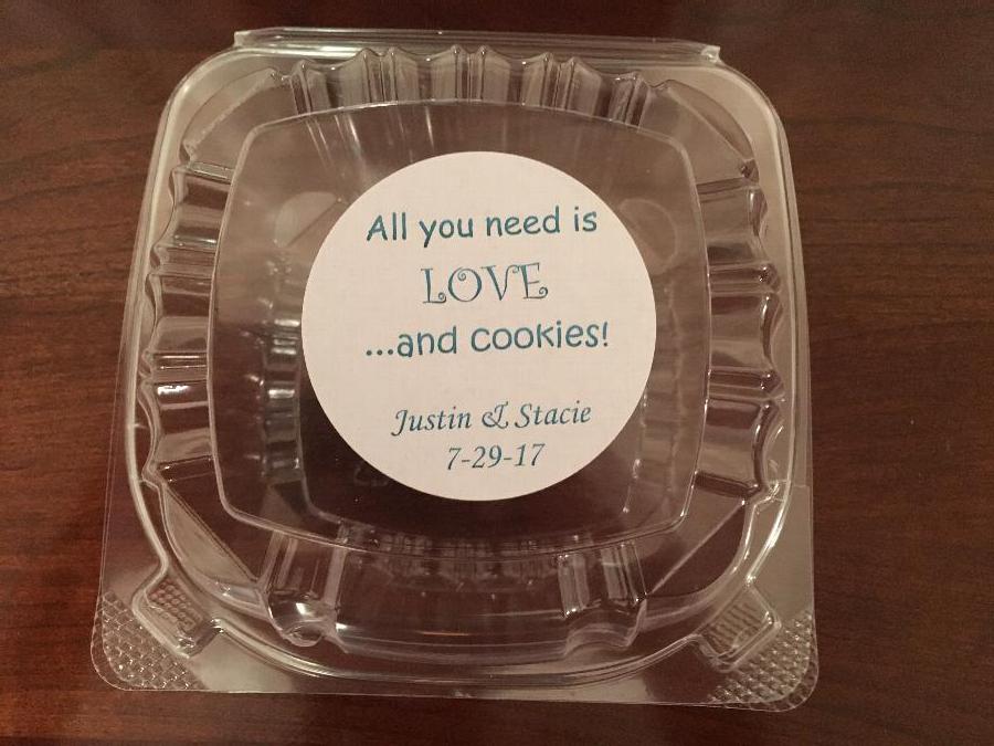 Avery 5294 2 1/2" High-Visibility Round White Printable Labels - 300/Pack