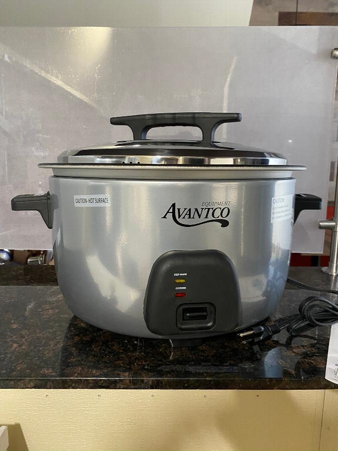 Avantco RC3060 60 Cup (30 Cup Raw) Electric Rice Cooker / Warmer - 120V ...