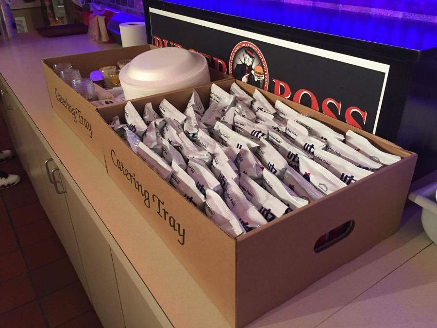 Catering Boxes: Corrugated Cardboard Trays (25/Case)