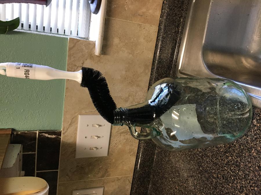 10" Coffee Decanter Cleaning Brush