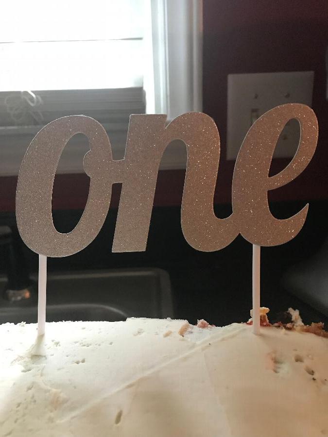 Creative Converting 324534 Silver Glitter "One" Cake Topper