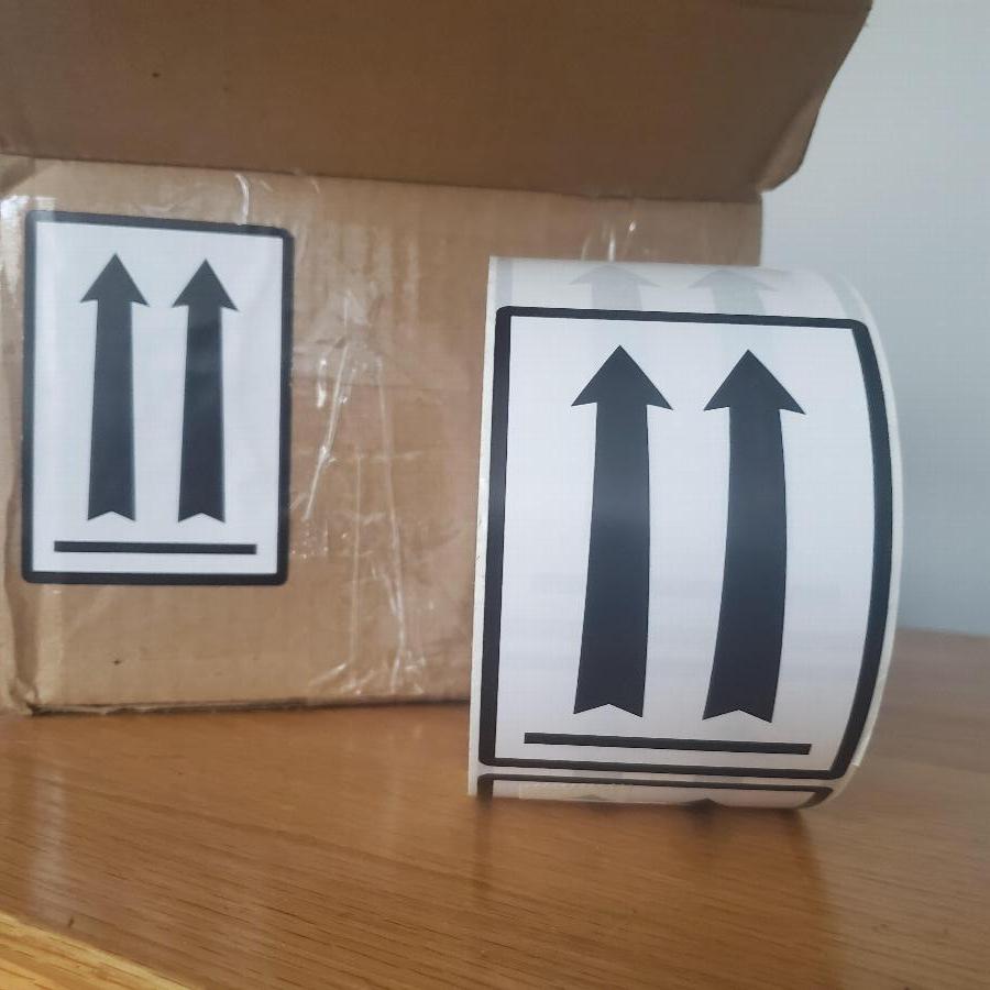 Black Up Arrow Labels (3" x 4 1/4") - 500/Roll