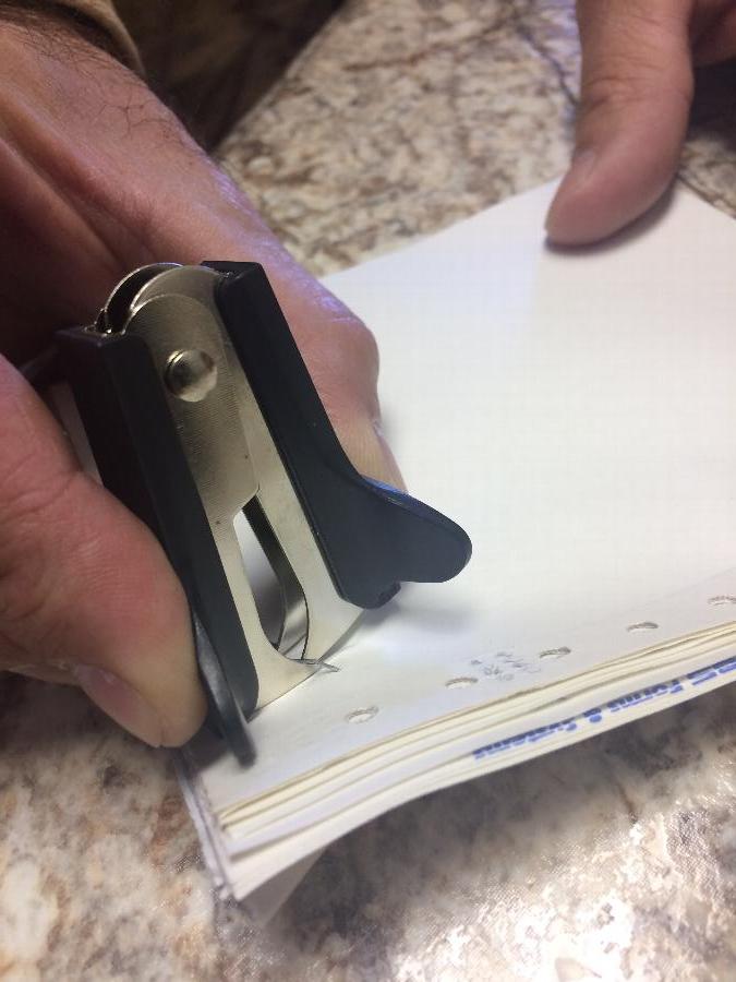 Universal UNV00700VP Black Jaw Style Staple Remover - 3/Pack