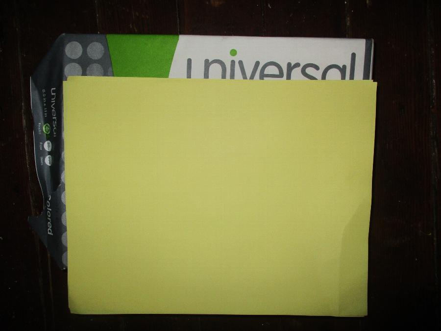 Universal Office UNV11205 8 1/2" x 11" Goldenrod Ream of 20# Color Copy ...