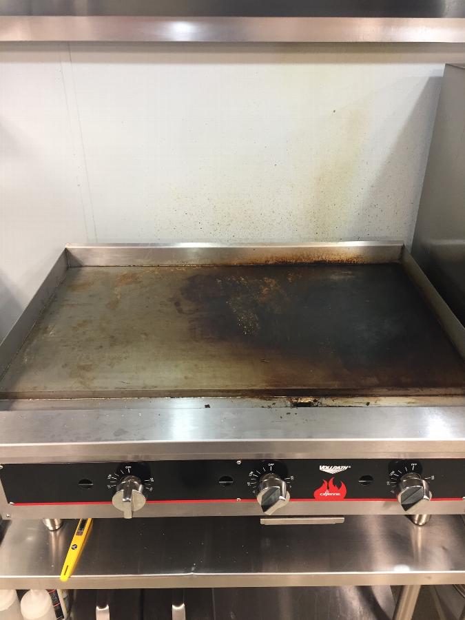 3M 700CC Scotch-Brite™ 3.2 oz. Liquid Griddle Quick Clean Packet - 40/Case