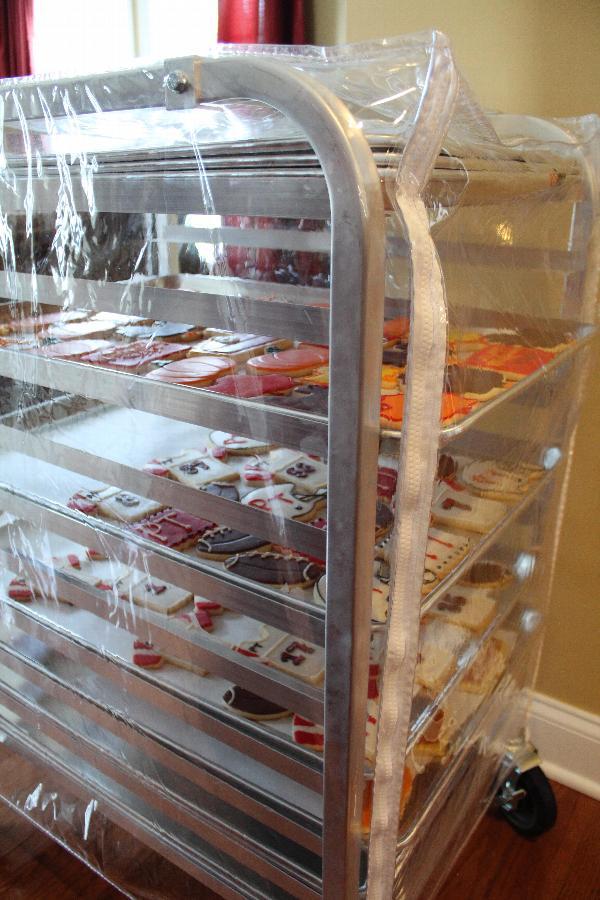 Regency 33 3/4" Clear 8 Mil Half-Size Plastic Bun Pan Rack Cover with 3 ...