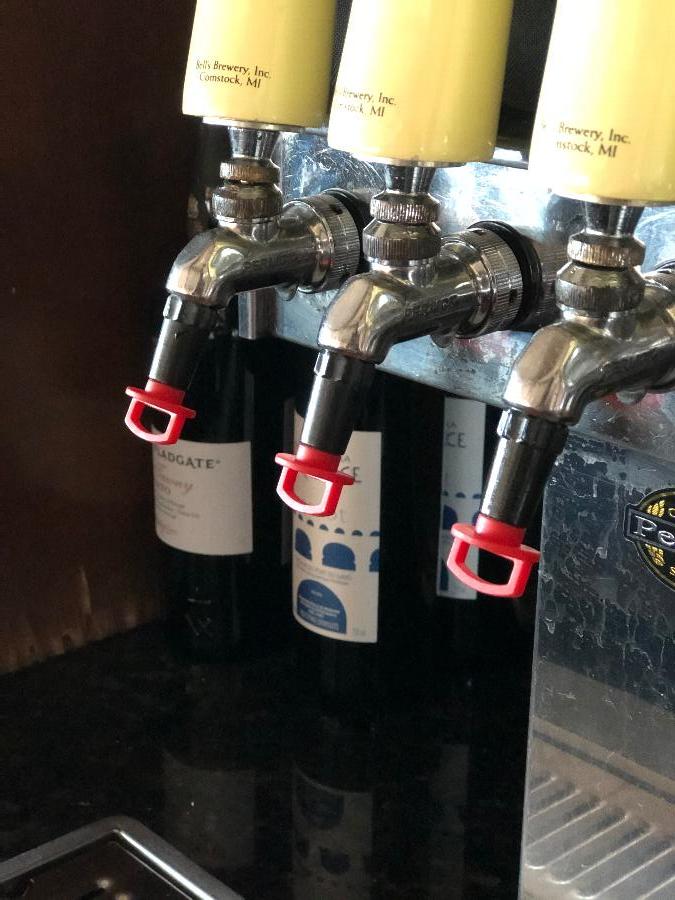 Chef Master Beer Tap Plug with Brush - 6/Pack