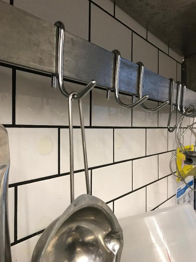 Regency Single Sided Pot Hook