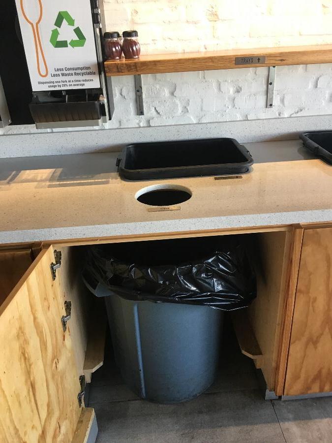32 Gallon Trash Can | Rubbermaid Brute 32 Gal - FG263200GRAY