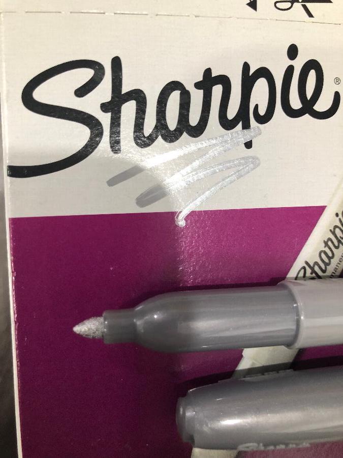 Sharpie 39100 Metallic Silver Bullet Tip Permanent Marker - 12/Pack