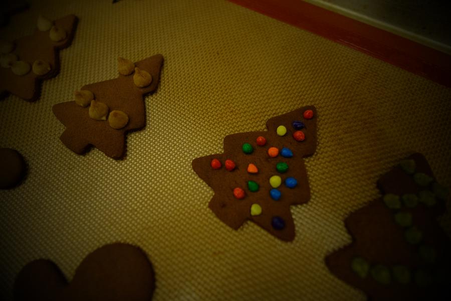 Dutch Treat Mini Chocolate Meteor Balls Candy Ice Cream Topping - 10 lb.