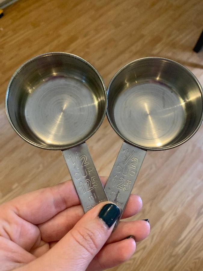 Tablecraft 724C 1/2 Cup Stainless Steel Measuring Cup