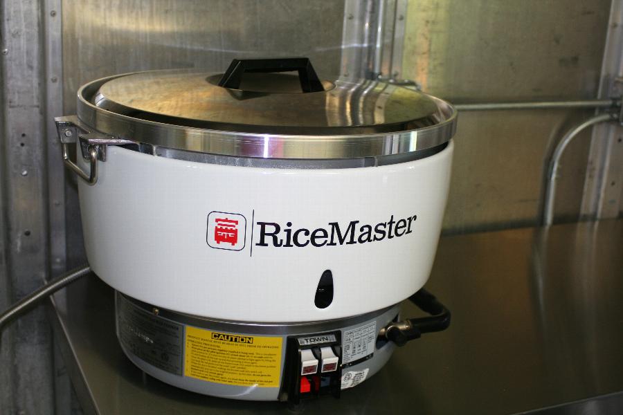 Town RM-55P-R Liquid Propane 110 Cup (55 Cup Raw) Gas Rice Cooker and ...