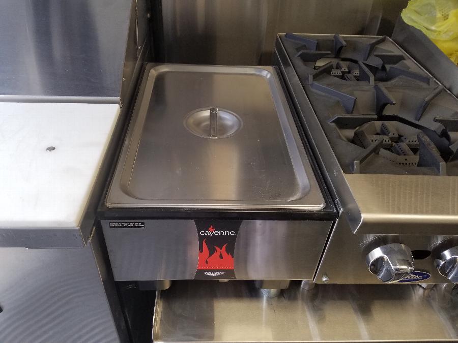 Vollrath 71001 Full Size Countertop Warmer - 120V, 700W