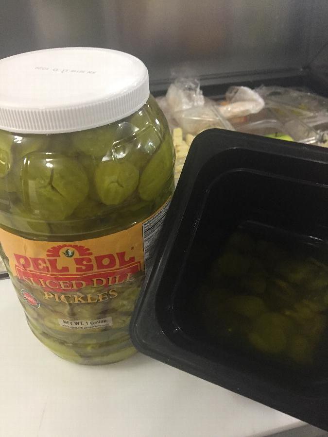 Del Sol 1 Gallon Sliced Dill Pickle Chips - 4/Case