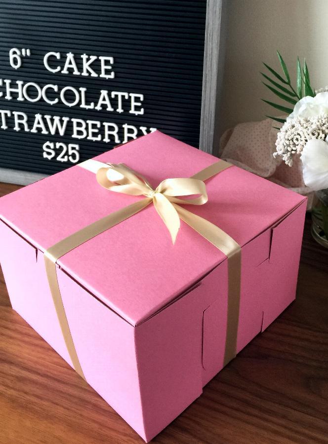 8" x 8" x 5" Pink Cake / Bakery Box - 100/Bundle