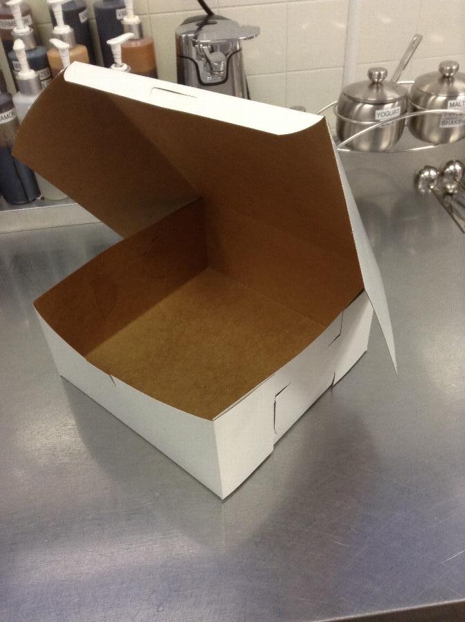 9" x 9" x 4" White Cake / Bakery Box - 10/Pack
