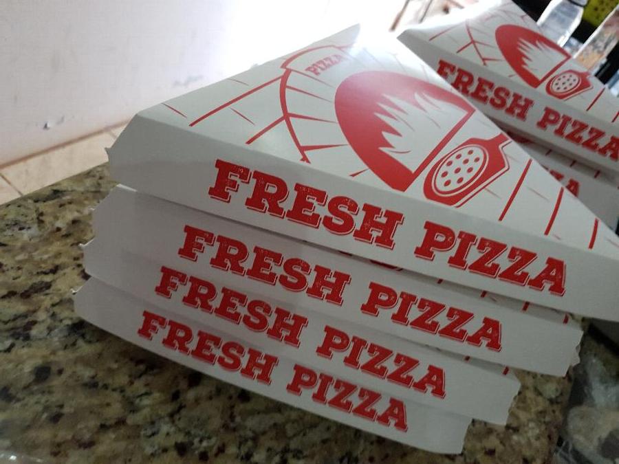 Choice White Clay Coated Clamshell Pizza Slice Box 400 Case