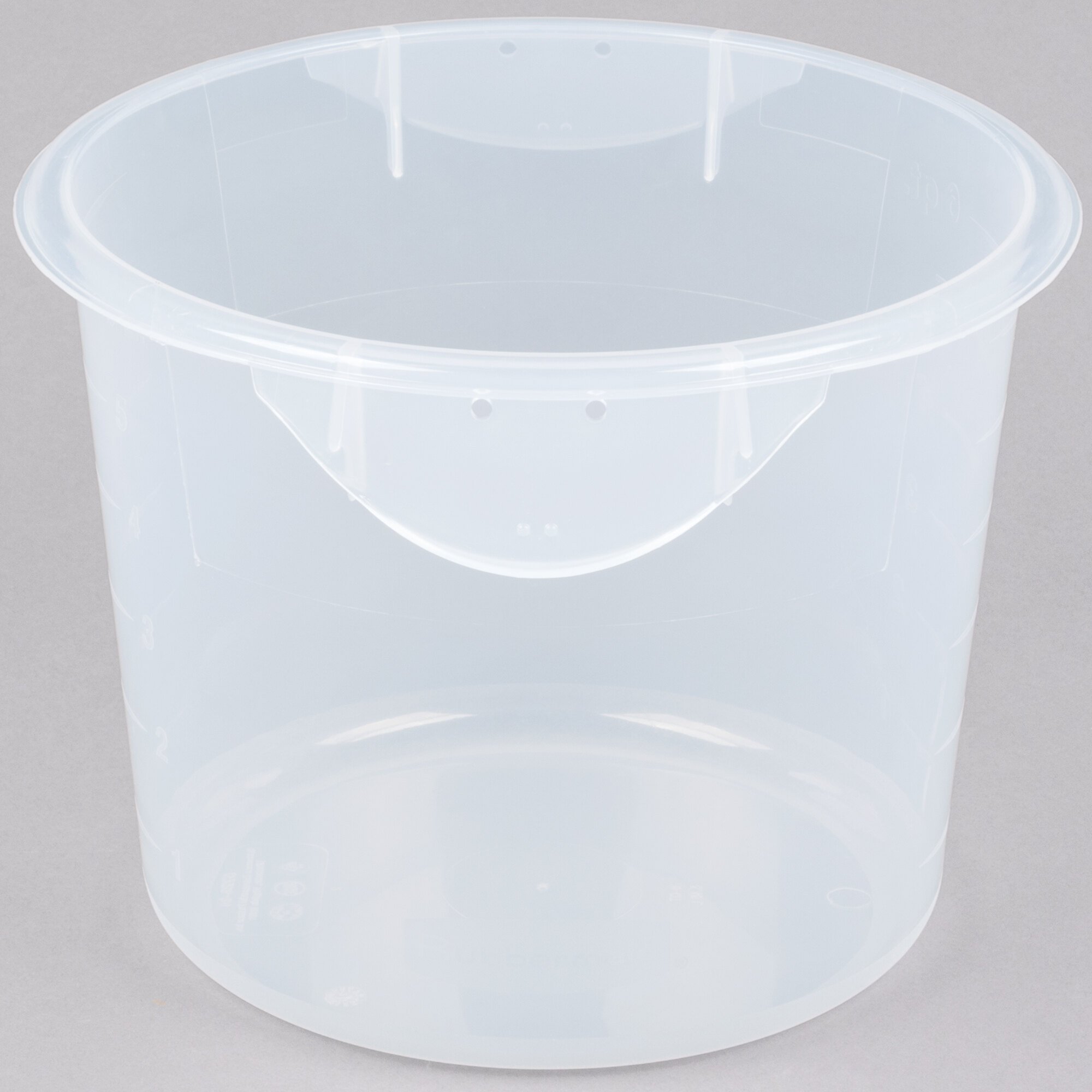 Rubbermaid FG572324CLR 6 Qt. Translucent Round Food Storage Container